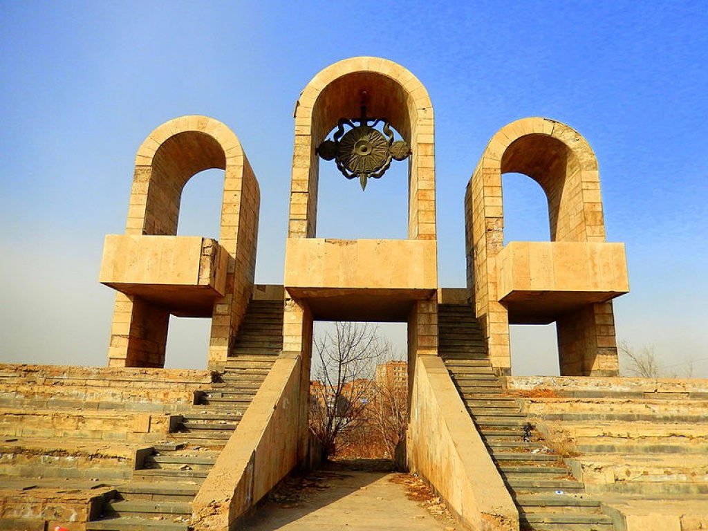 Monument to the Victory of Second World War, Yerevan - ArmArch
