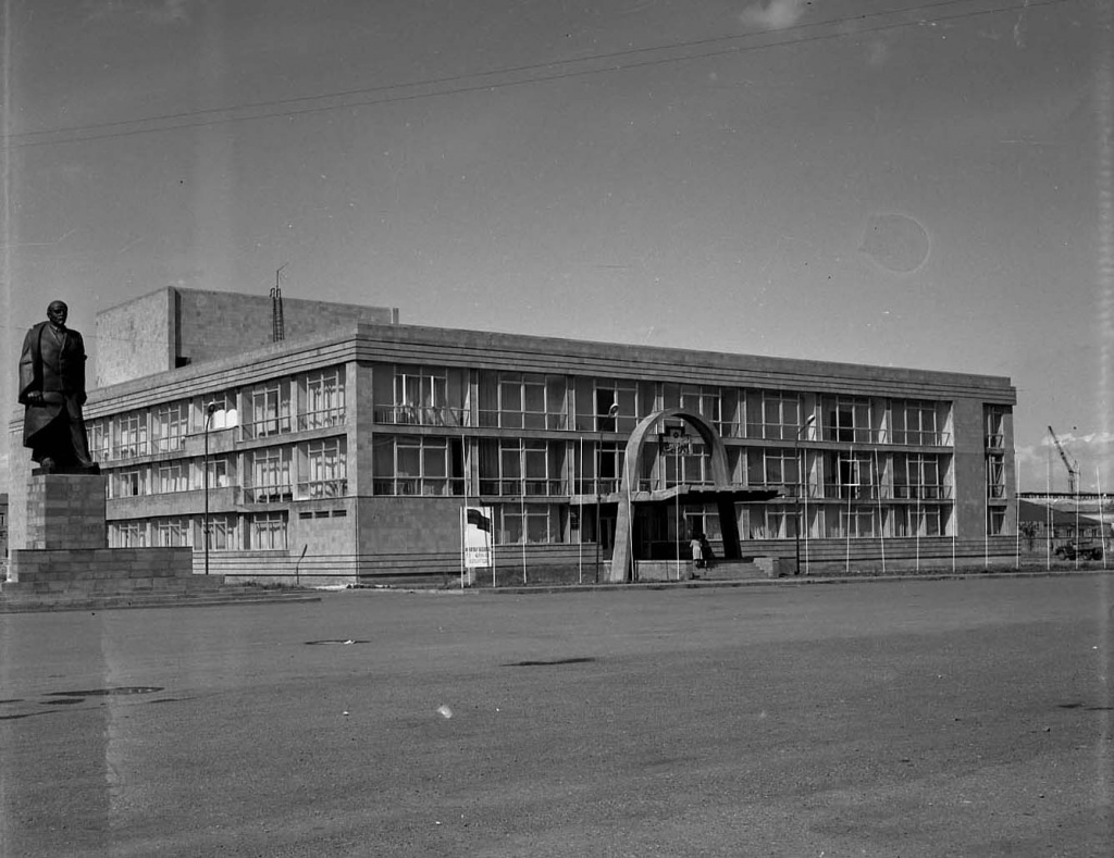 Palace of culture in Maralik - ArmArch